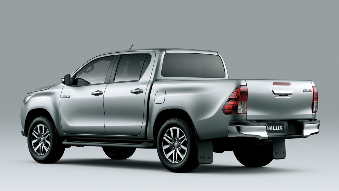 An in-depth look into Toyota Hilux's new 2.4L and 2.8L diesel engines ...