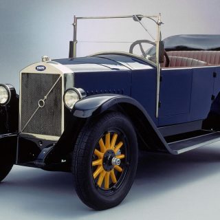 New Volvo XC60 enters production 90 years after their first model, the ...