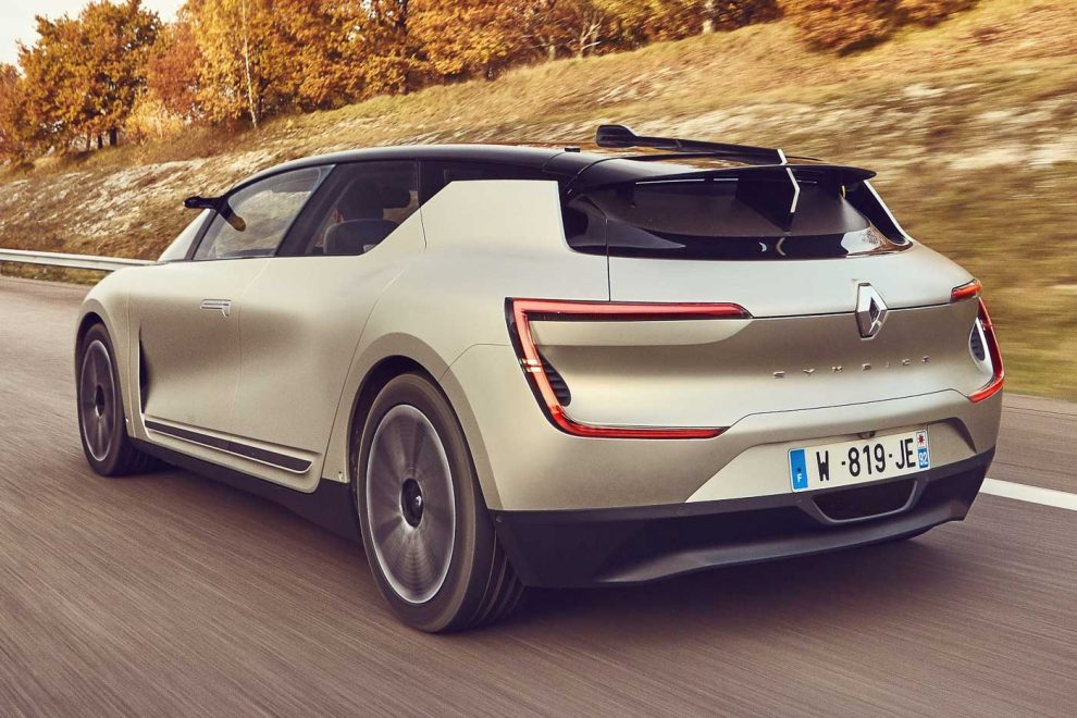 Renault Symbioz is a fully autonomous electric car with 670 hp & 660 Nm ...