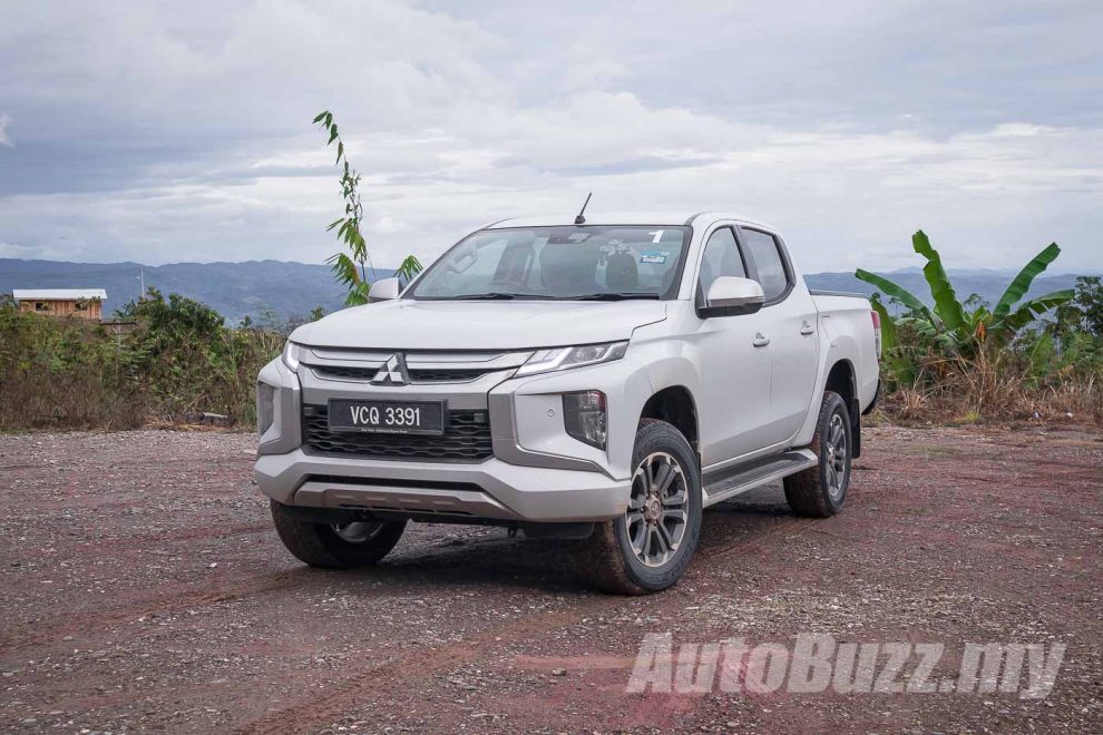 Video: Mitsubishi Triton first-in-class 4H feature tested & explained ...