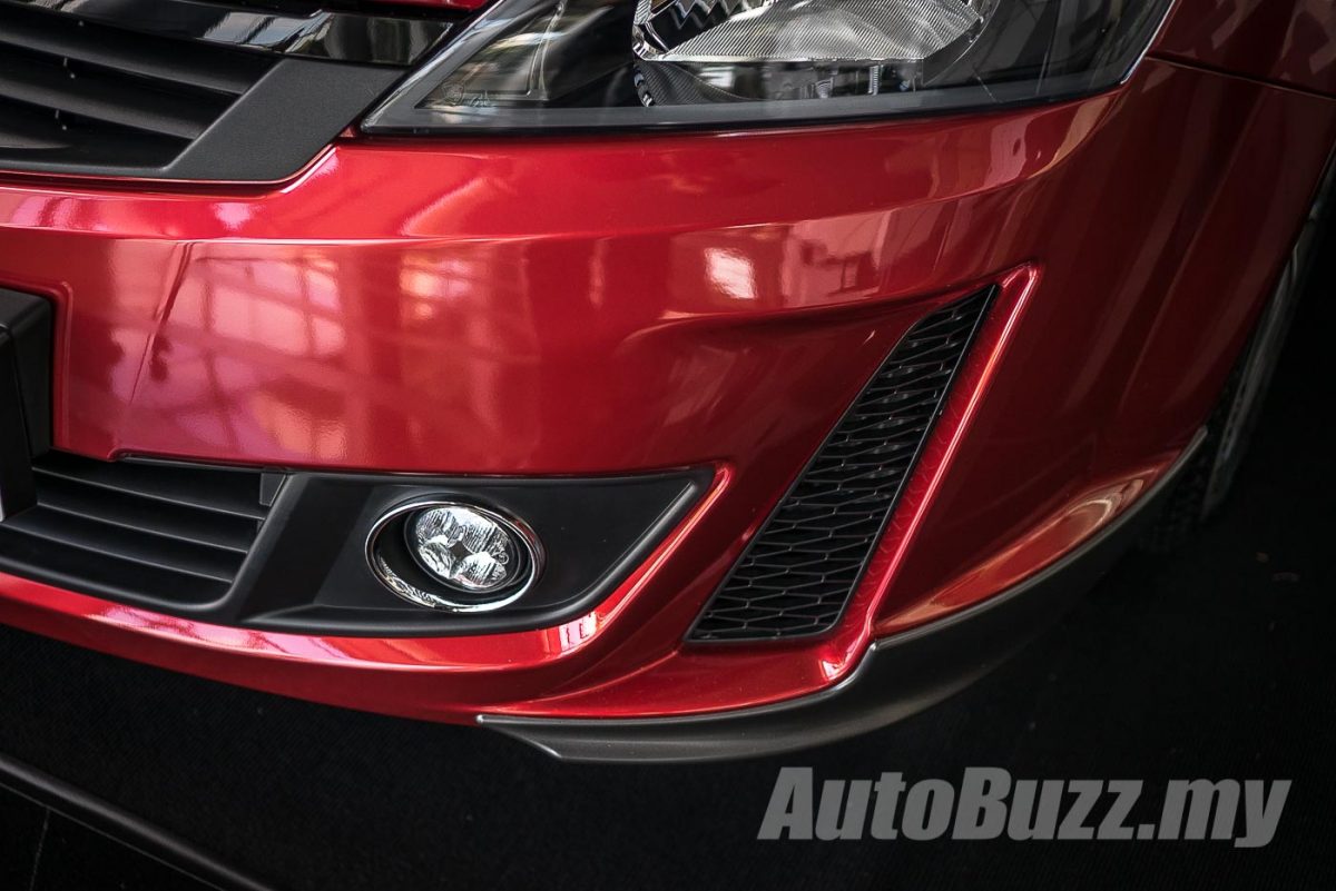 Video: 2019 Proton Exora, Things You Need To Know - AutoBuzz.my