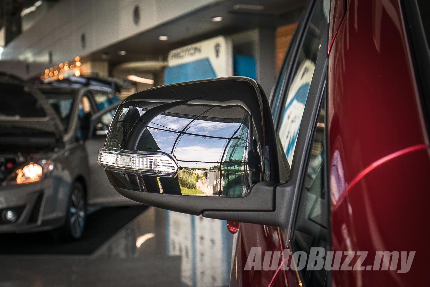 Video: 2019 Proton Exora, Things You Need To Know - AutoBuzz.my