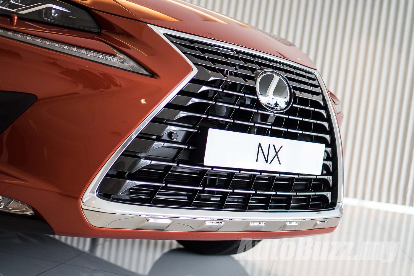 Video: First impressions of the new Lexus NX 300 - AutoVlog - AutoBuzz.my
