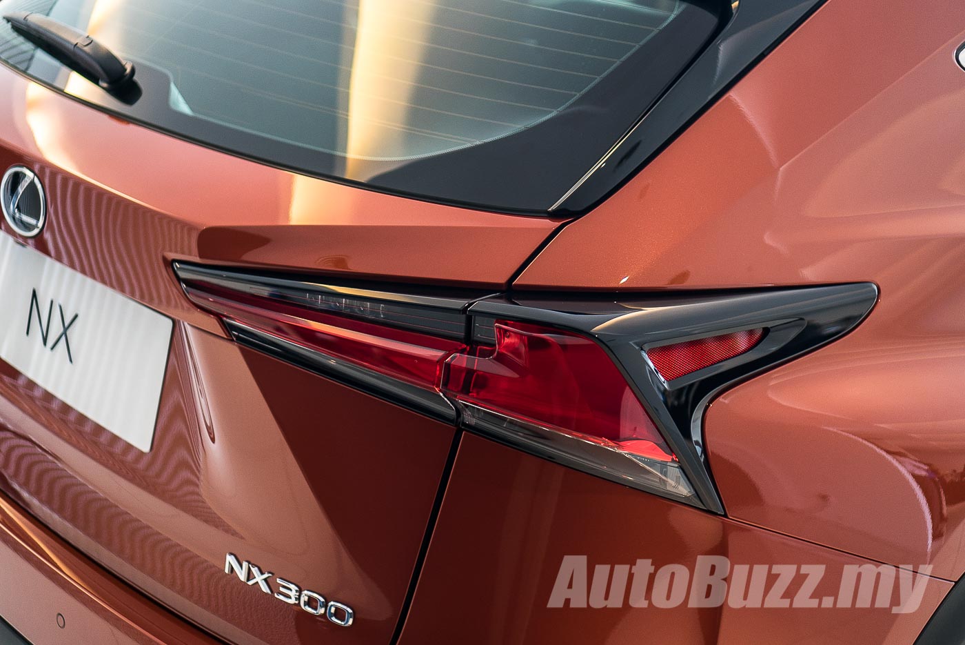 Video: First impressions of the new Lexus NX 300 - AutoVlog - AutoBuzz.my