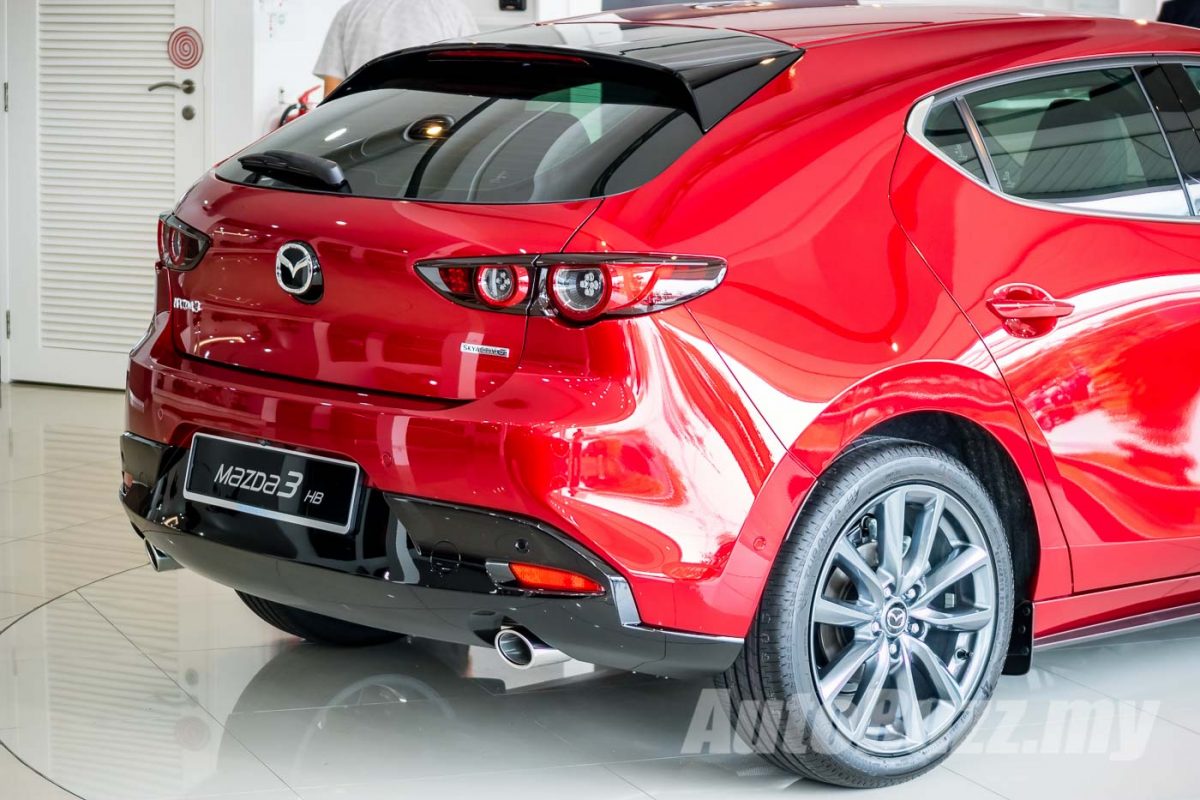 The new Mazda 3 hatchback looks even sexier in the flesh! - AutoBuzz.my