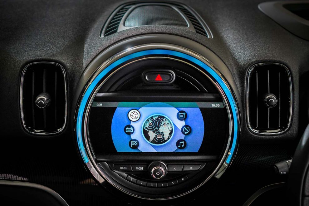 Join the dark side - MINI Countryman Blackheath Edition now available ...