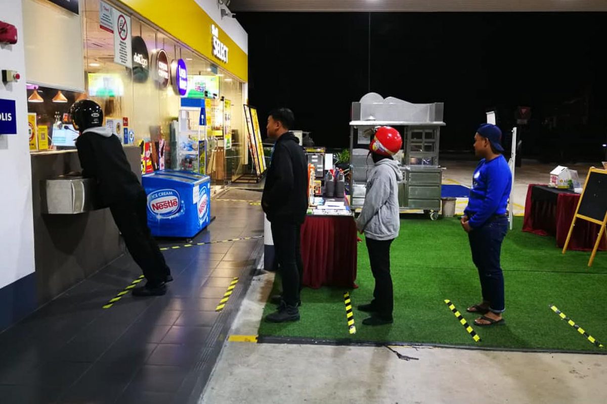 Shell Malaysia conducts hourly sanitisation of their stations - AutoBuzz.my