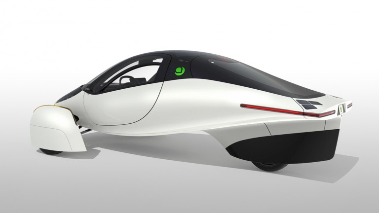 The three-wheeled Aptera 3 EV looks like it's launched 30 years too ...