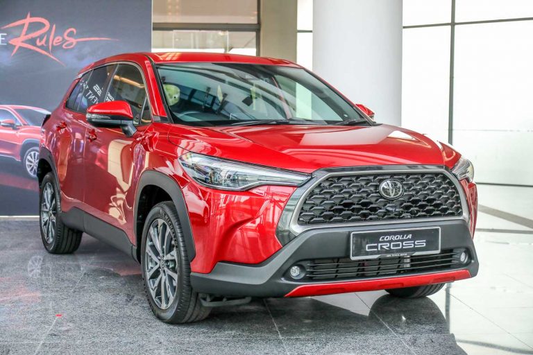 Facts & Figures: Toyota Corolla Cross launched in Malaysia - Two ...