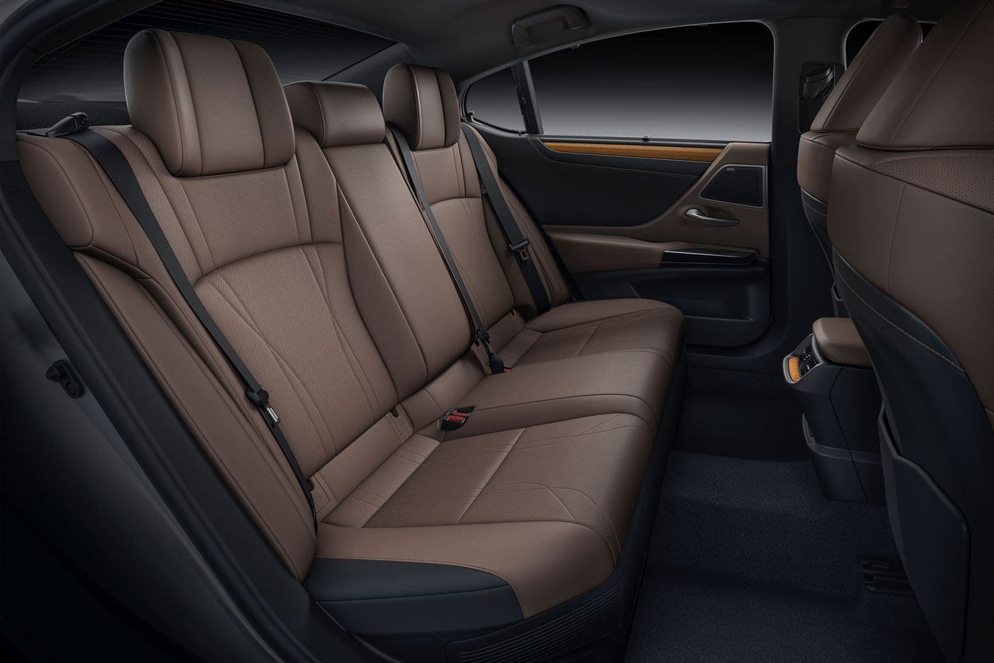 The 2021 Lexus ES facelift finally gets a touchscreen infotainment ...