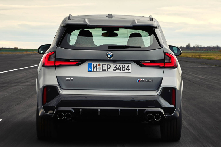 BMW X1 M35i xDrive debuts - First M-labelled X1, up to 317 hp, 400 Nm ...