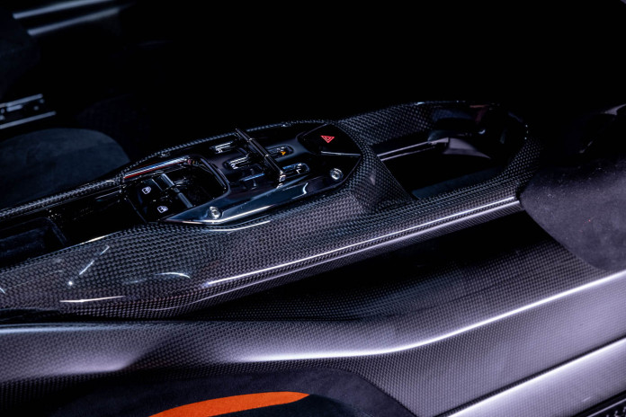 Ferrari SF90 XX brings race car tech, giant GT wing to the public roads ...