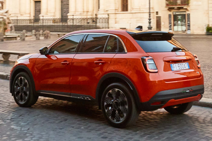 The Fiat 600 returns as a crossover - 600e EV with 400km range, 100kW ...