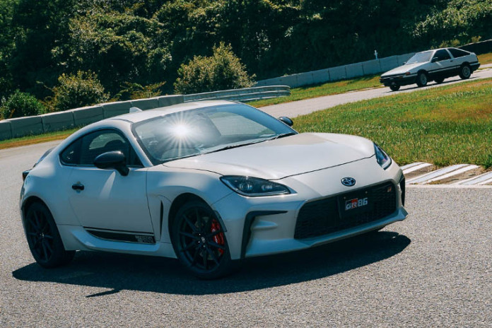 Toyota GR86 40th Anniversary Limited Edition debuts - 200 units only ...