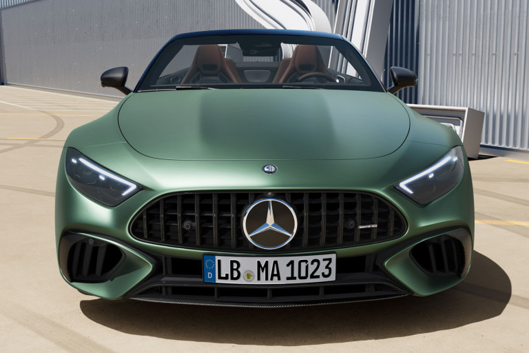 Mercedes-AMG SL 63 S E Performance debuts - PHEV 4.0L V8 biturbo, 816hp ...