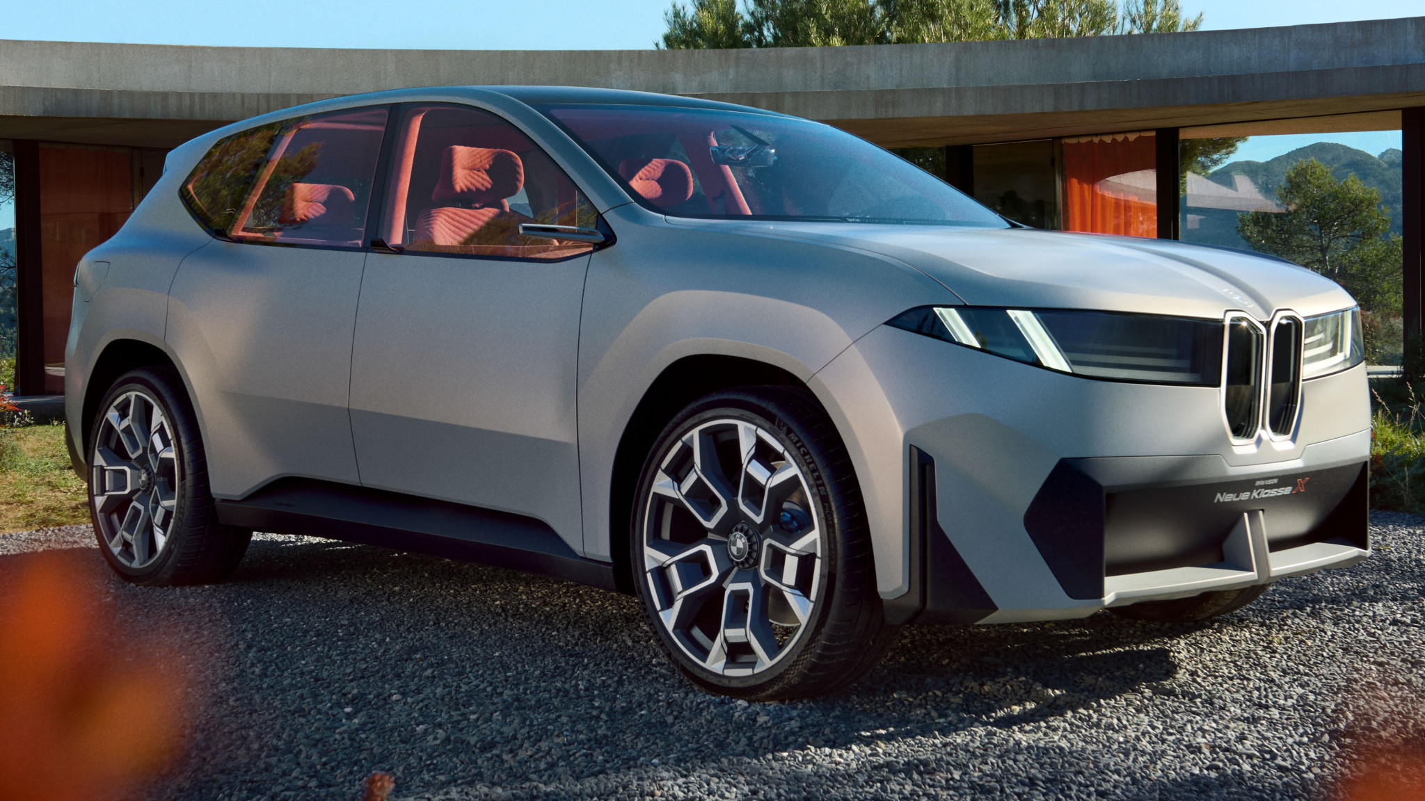 BMW Vision Neue Klasse X unveiled with 800V tech - to be next-gen iX3 ...