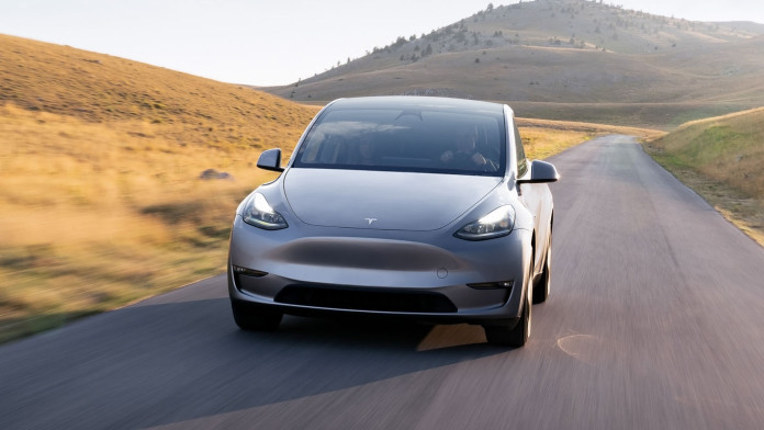 Tesla Model Y now available in Quicksilver, Stealth Grey and Ultra Red ...