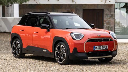 MINI Aceman EV debuts - up to 406km range, 95kW DC charging, 2 variants ...