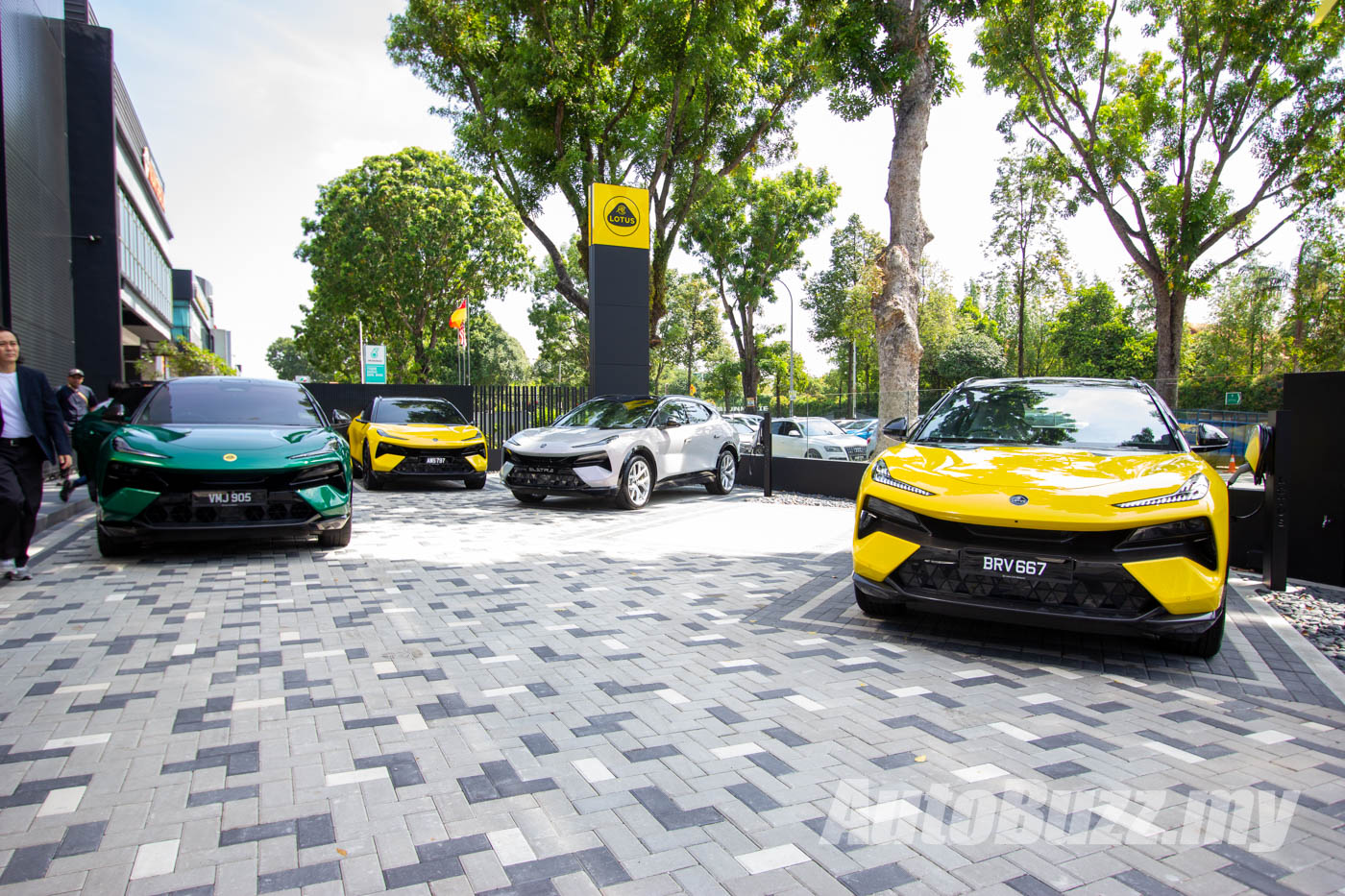 New Lotus Kuala Lumpur Flagship Store opens in Glenmarie - second ...