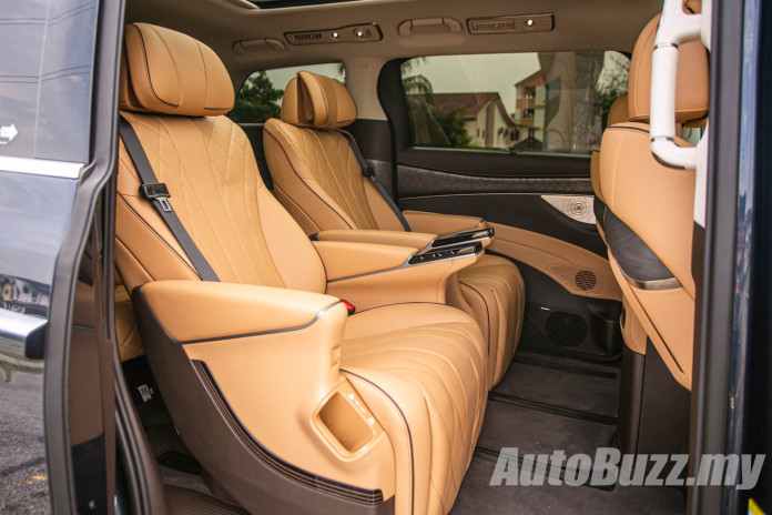 Gallery: Denza D9 Advanced FWD—Alphard level luxury from RM259k ...