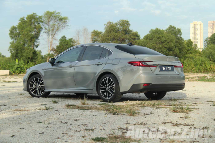 Review: 2025 Toyota Camry Hybrid Electric – Now great power comes with ...