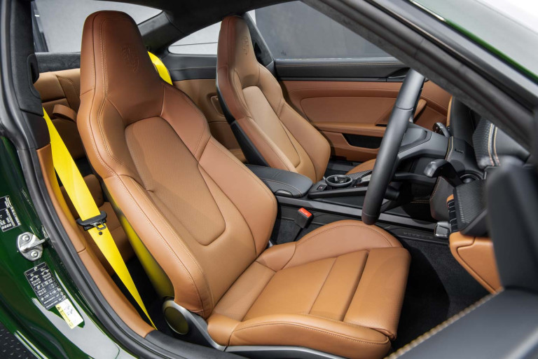 2025 992.2 Porsche 911 GT3 launched in Malaysia - standard or wing-less ...