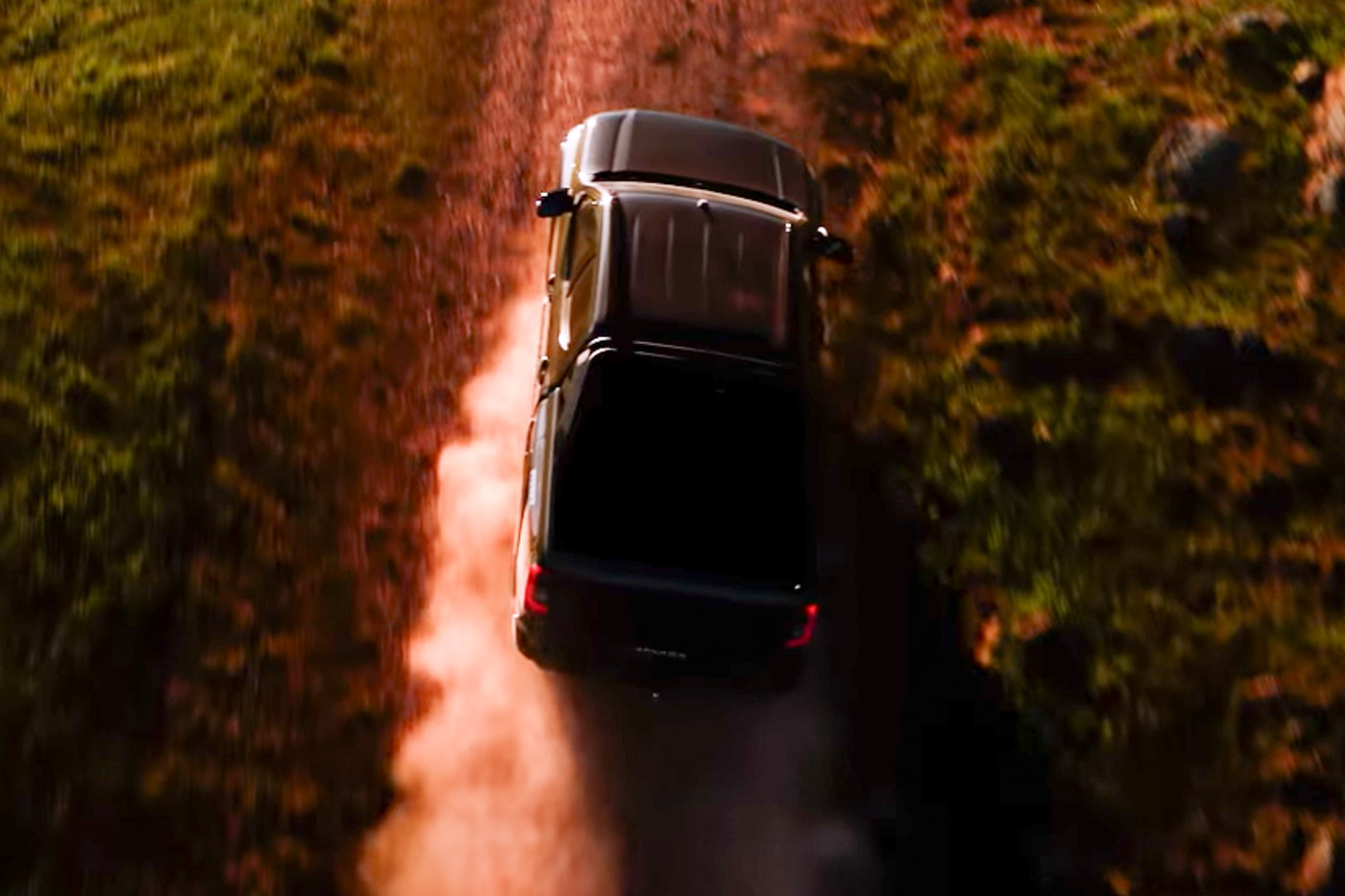 All-new 4th-gen Nissan Navara teased, and it looks a lot like a Triton ...