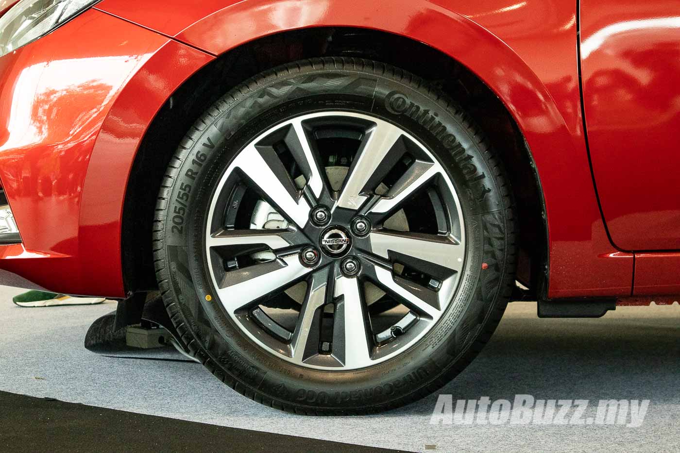 看看全新Nissan Almera如何改善前代的驾驶感受！ - AutoBuzz.my 中文
